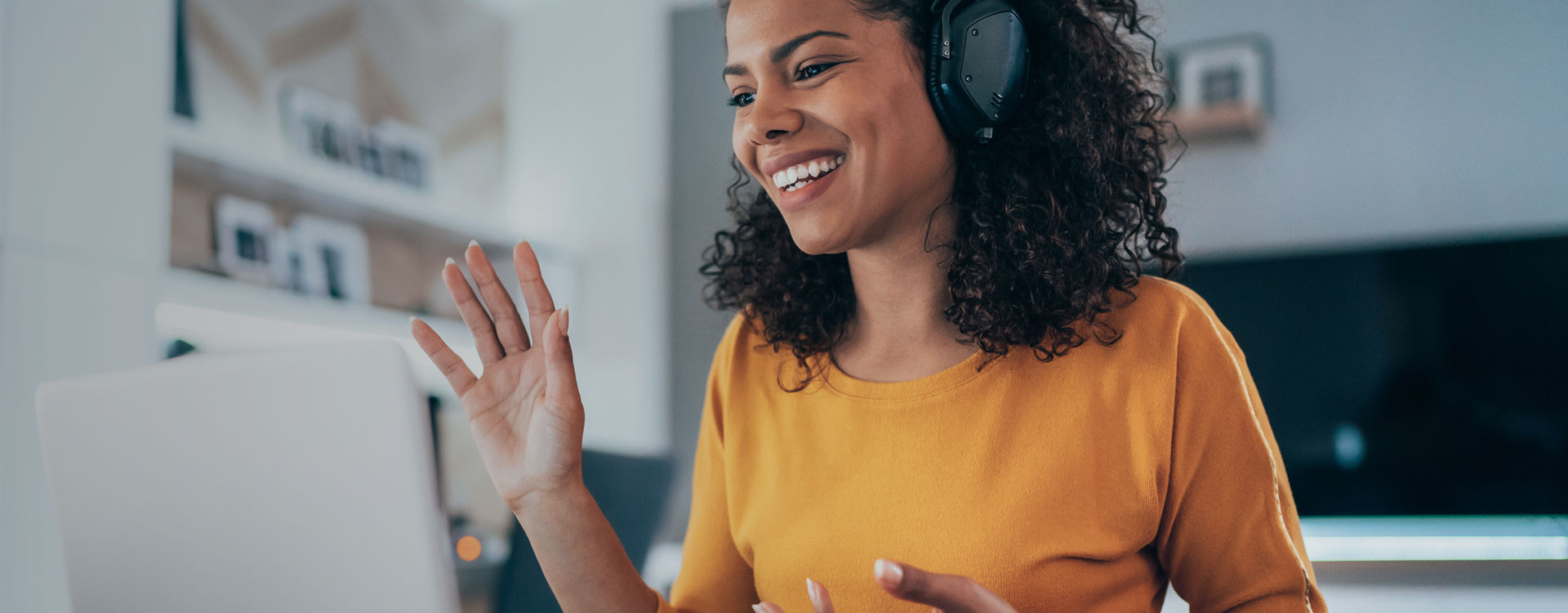 Working from home: How to overcome the negative effects | BenchMark ...